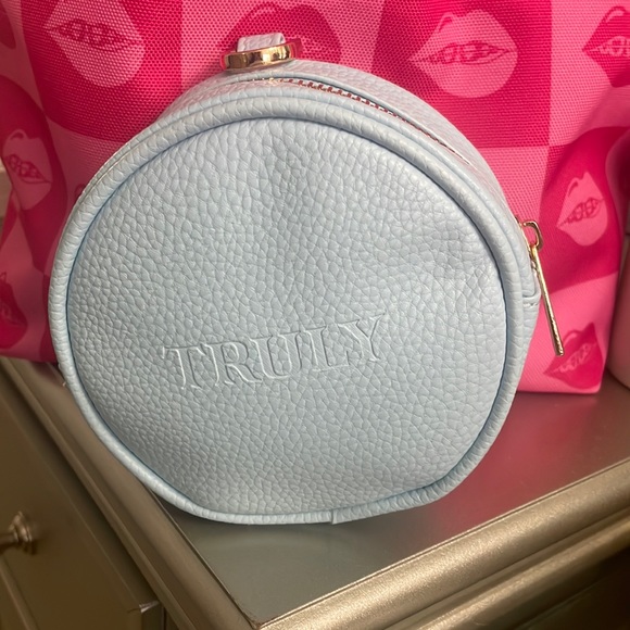 TRULY | Bags | Truly Light Baby Blue Bag With Chain | Poshmark